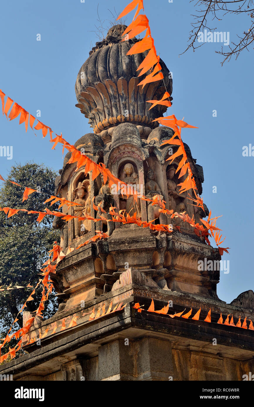 Dakshin kashi temple hi-res stock photography and images - Alamy