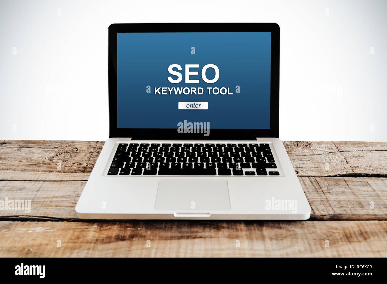 Laptop positioning hi-res stock photography and images - Alamy