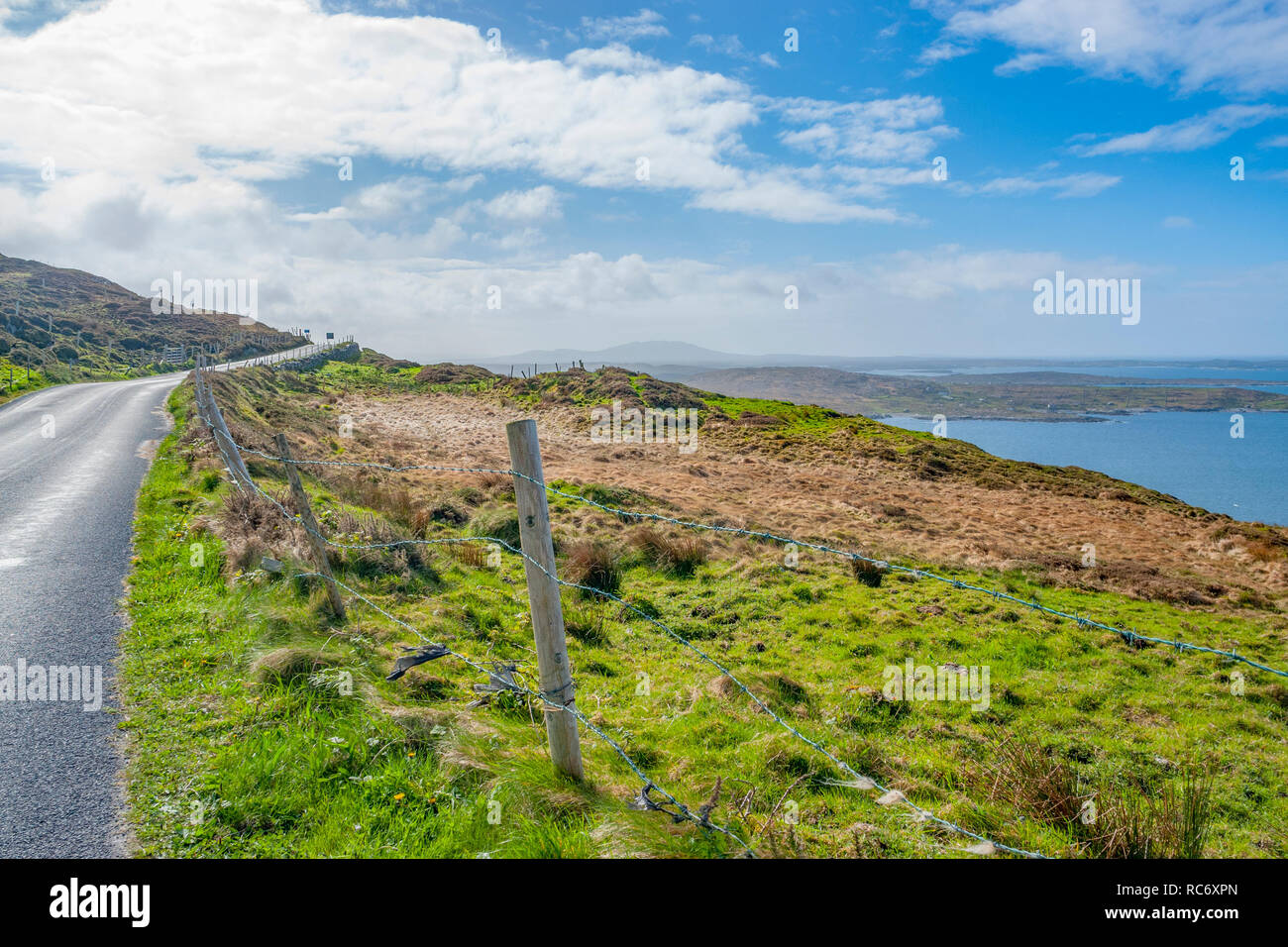 Connemara coast hi-res stock photography and images - Alamy