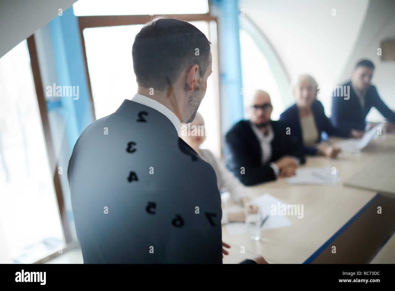 Colleague coaching hi-res stock photography and images - Alamy