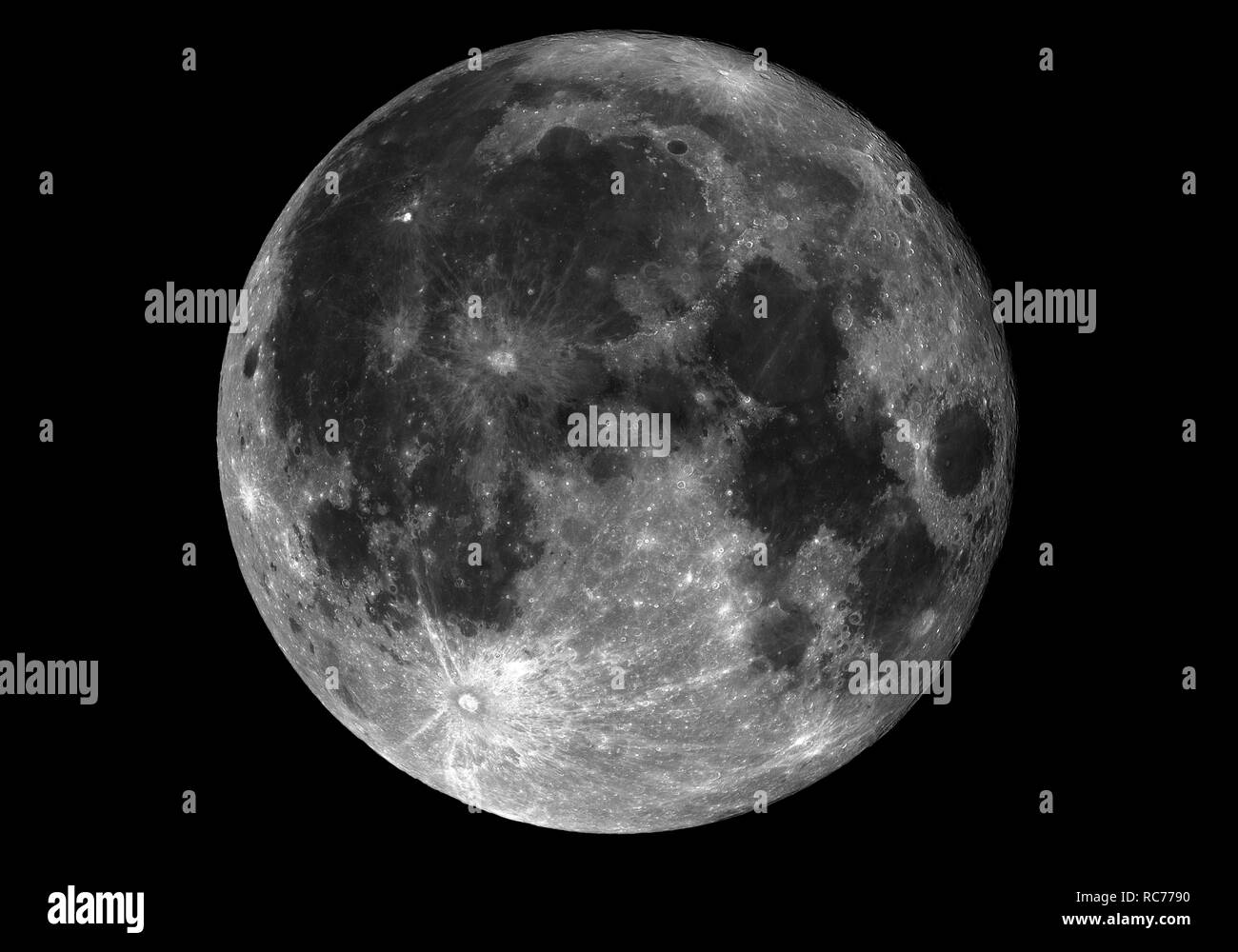 Full moon at perigee hi-res stock photography and images - Alamy