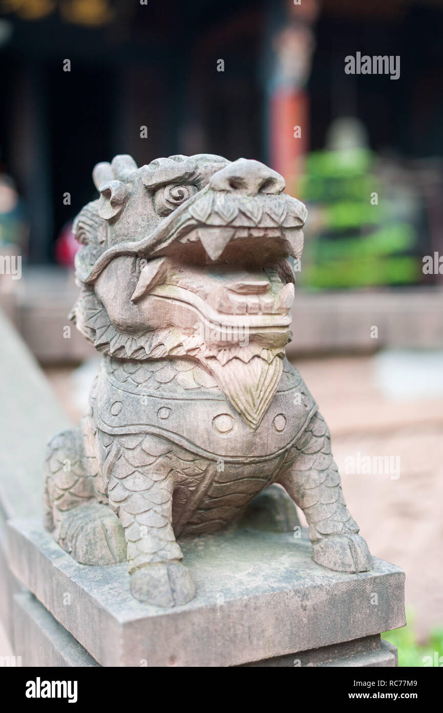 Lion stone statue in a buddhist temple, Chengdu, China Stock Photo - Alamy