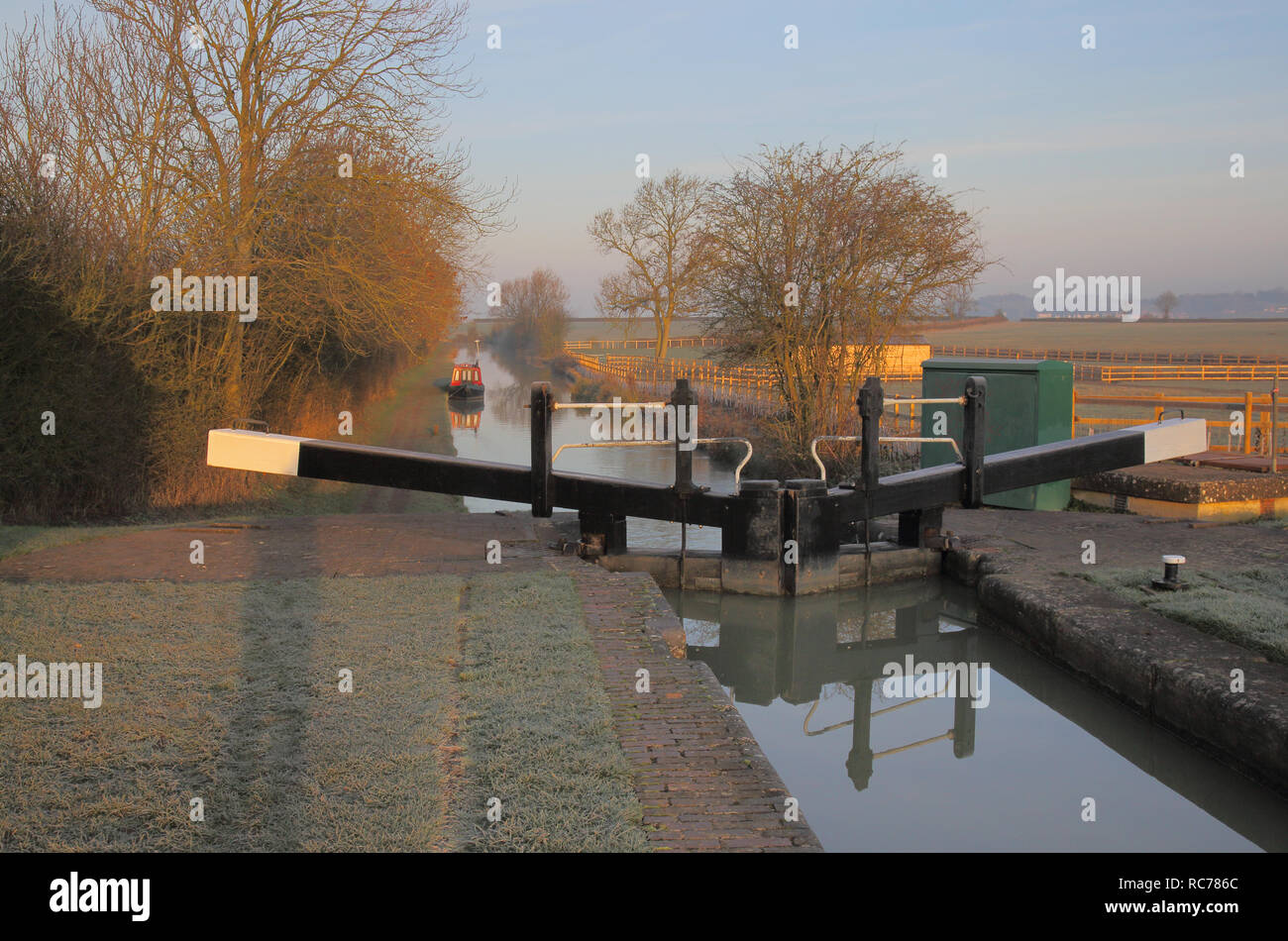 lock on the oxford canal at marston dole in oxfordshire england Stock ...