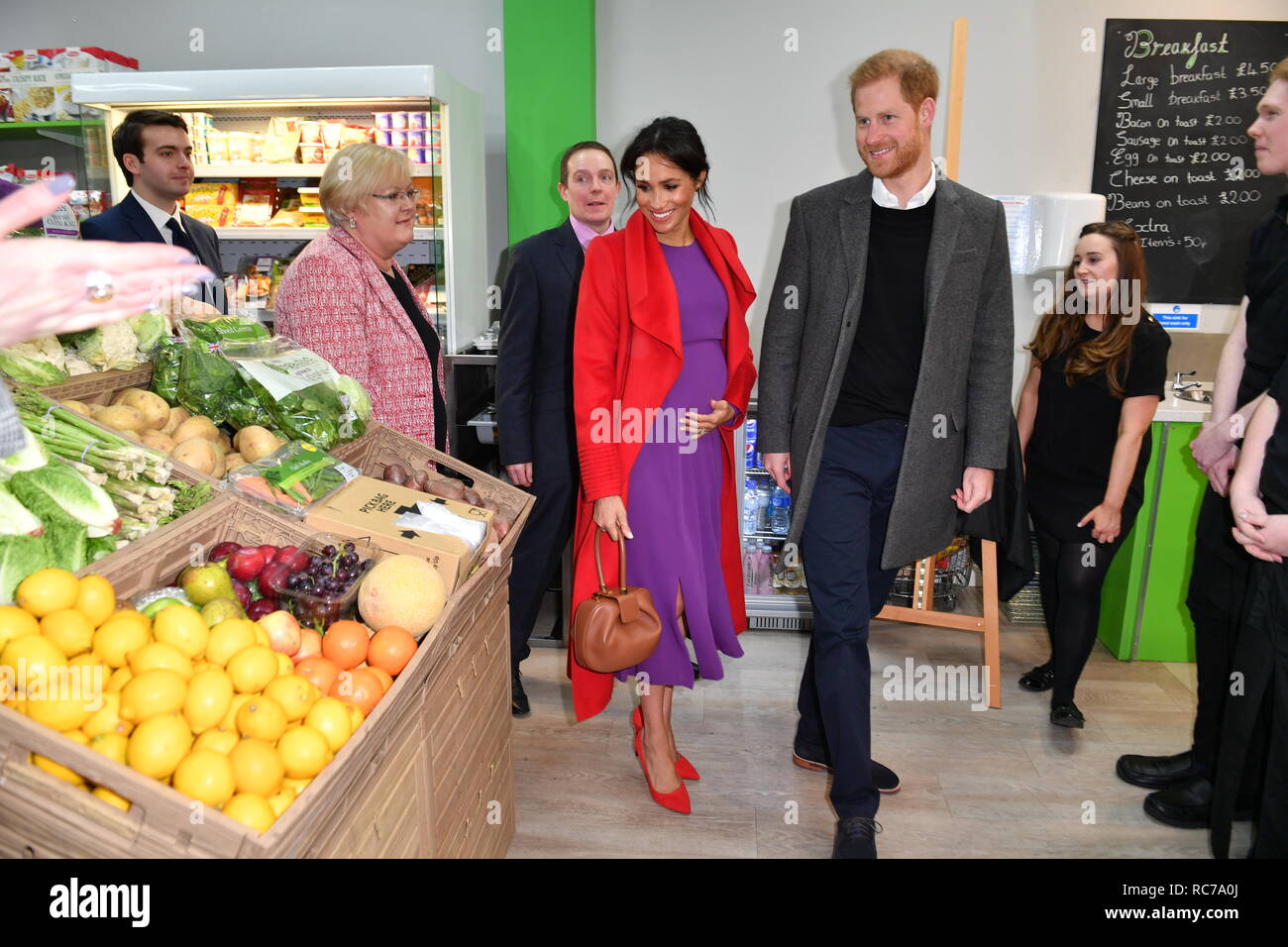 Pyramids shopping centre birkenhead hi-res stock photography and images ...