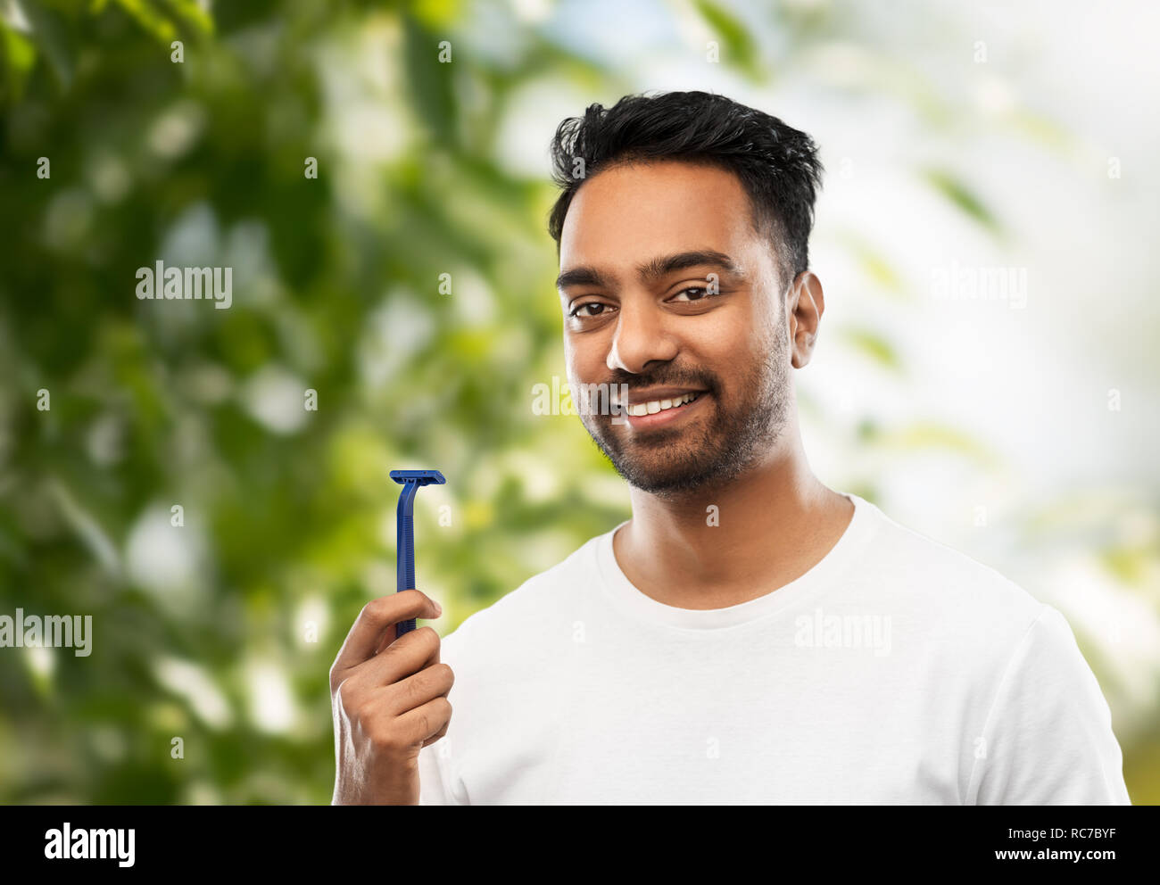 Man razor background hi-res stock photography and images - Alamy