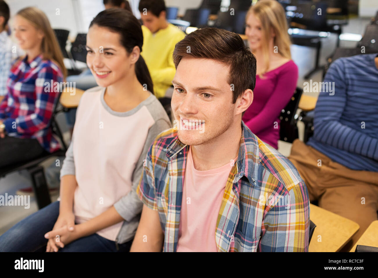 College students lecture hall hi-res stock photography and images - Alamy