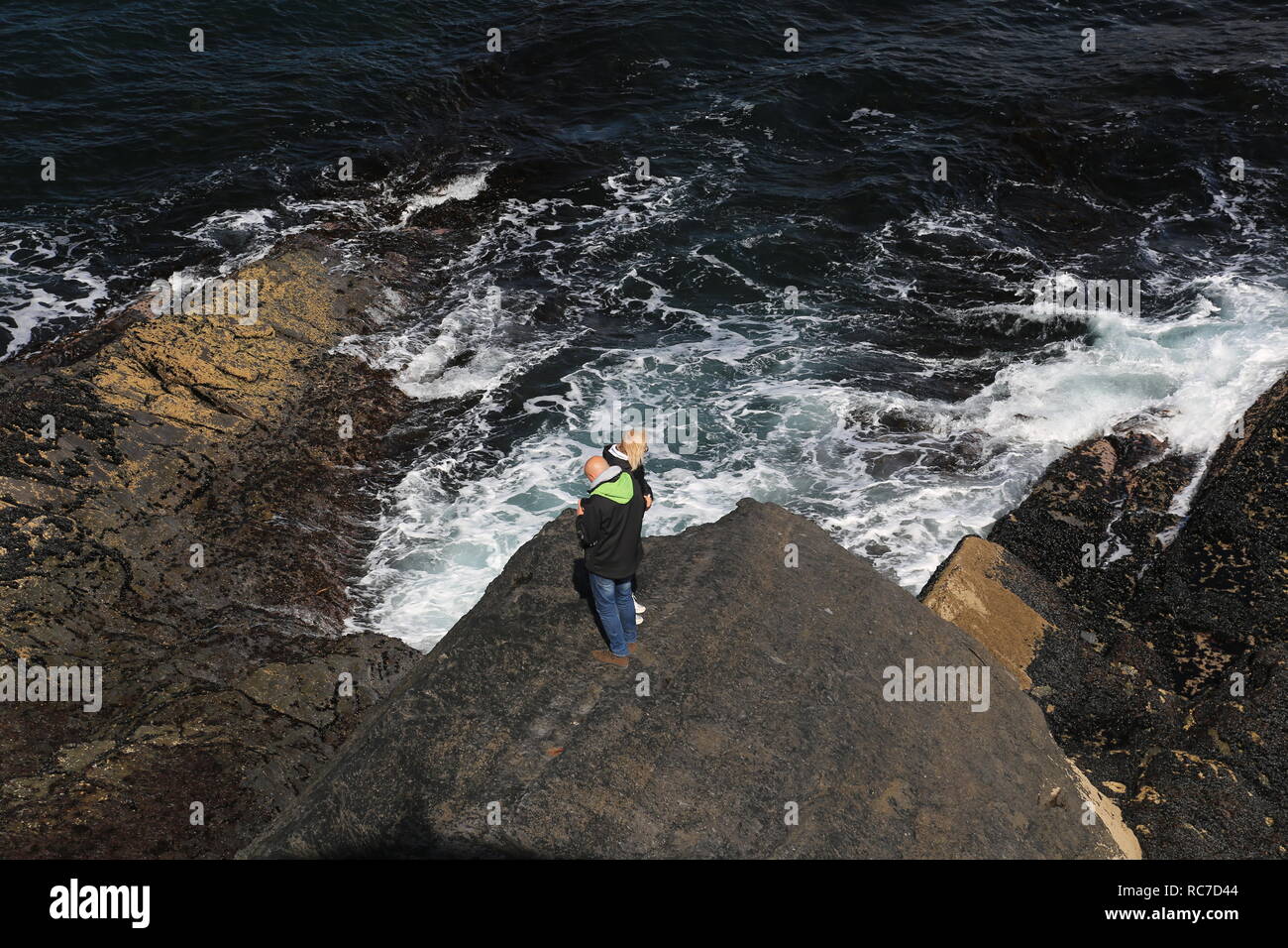 Looking down over cliff edge hi-res stock photography and images - Alamy