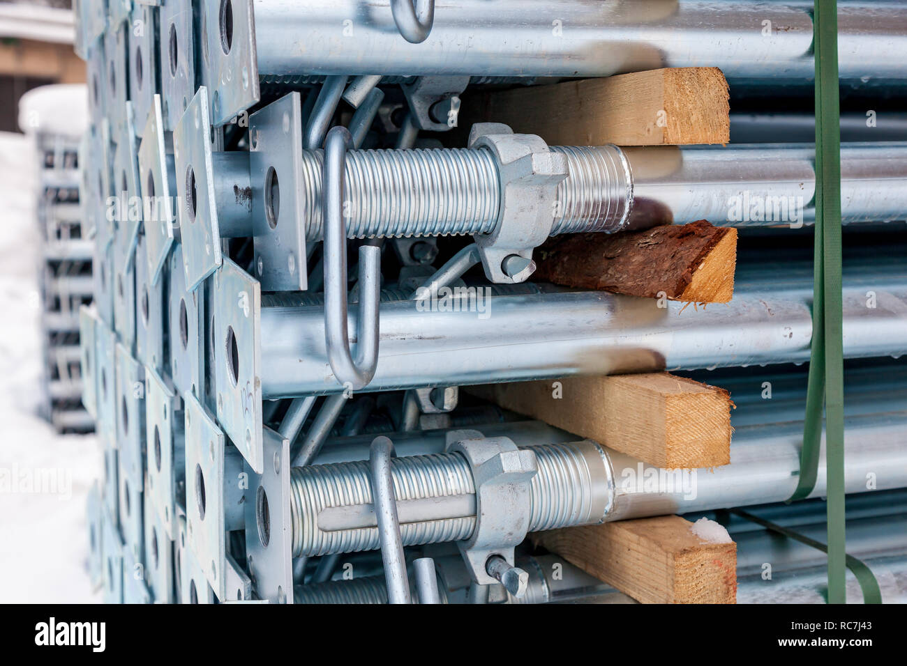 Scaffolding Materials High Resolution Stock Photography and Images - Alamy
