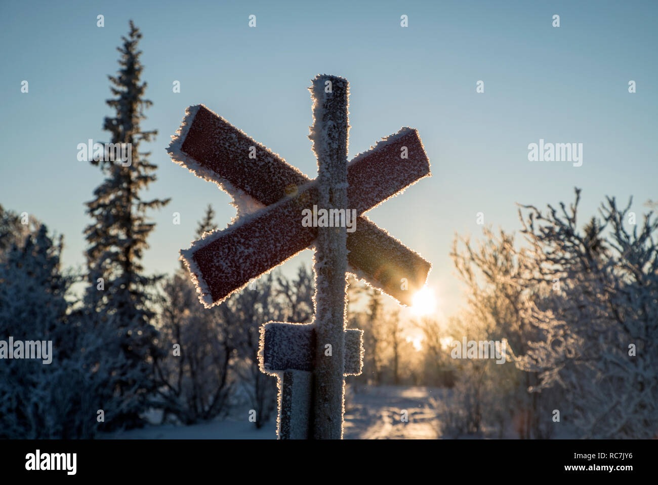 Frost trail hi-res stock photography and images - Alamy