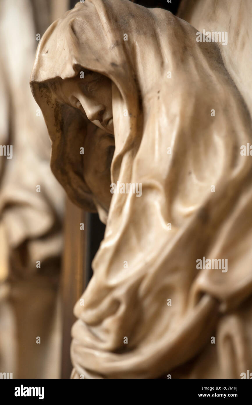 Bath abbey church art sculpture hi-res stock photography and images - Alamy