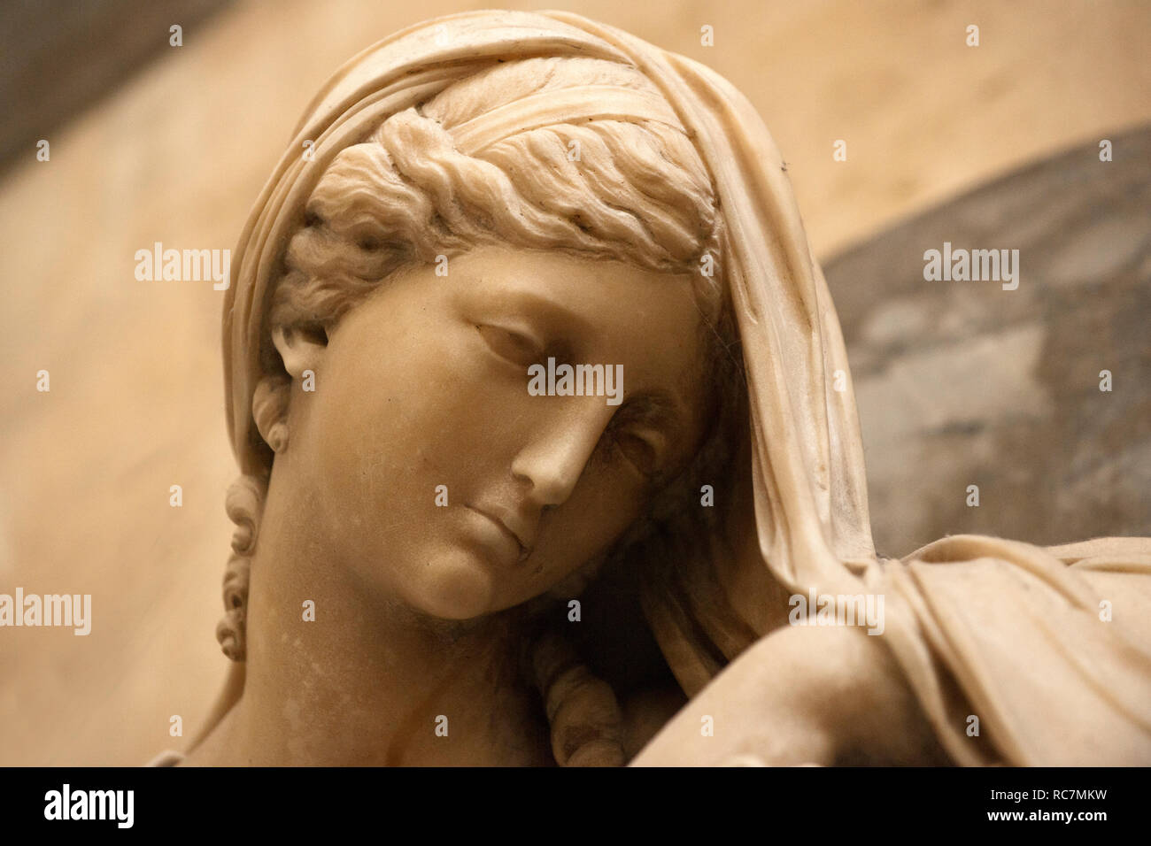 Stone Sculpture, Bath Abbey, Somerset Stock Photo - Alamy