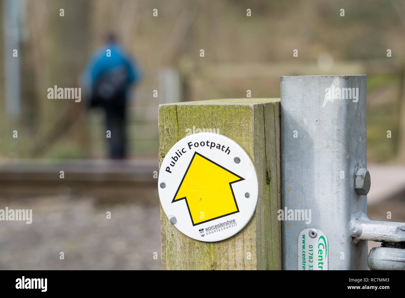 Yellow man walking sign hi-res stock photography and images - Alamy