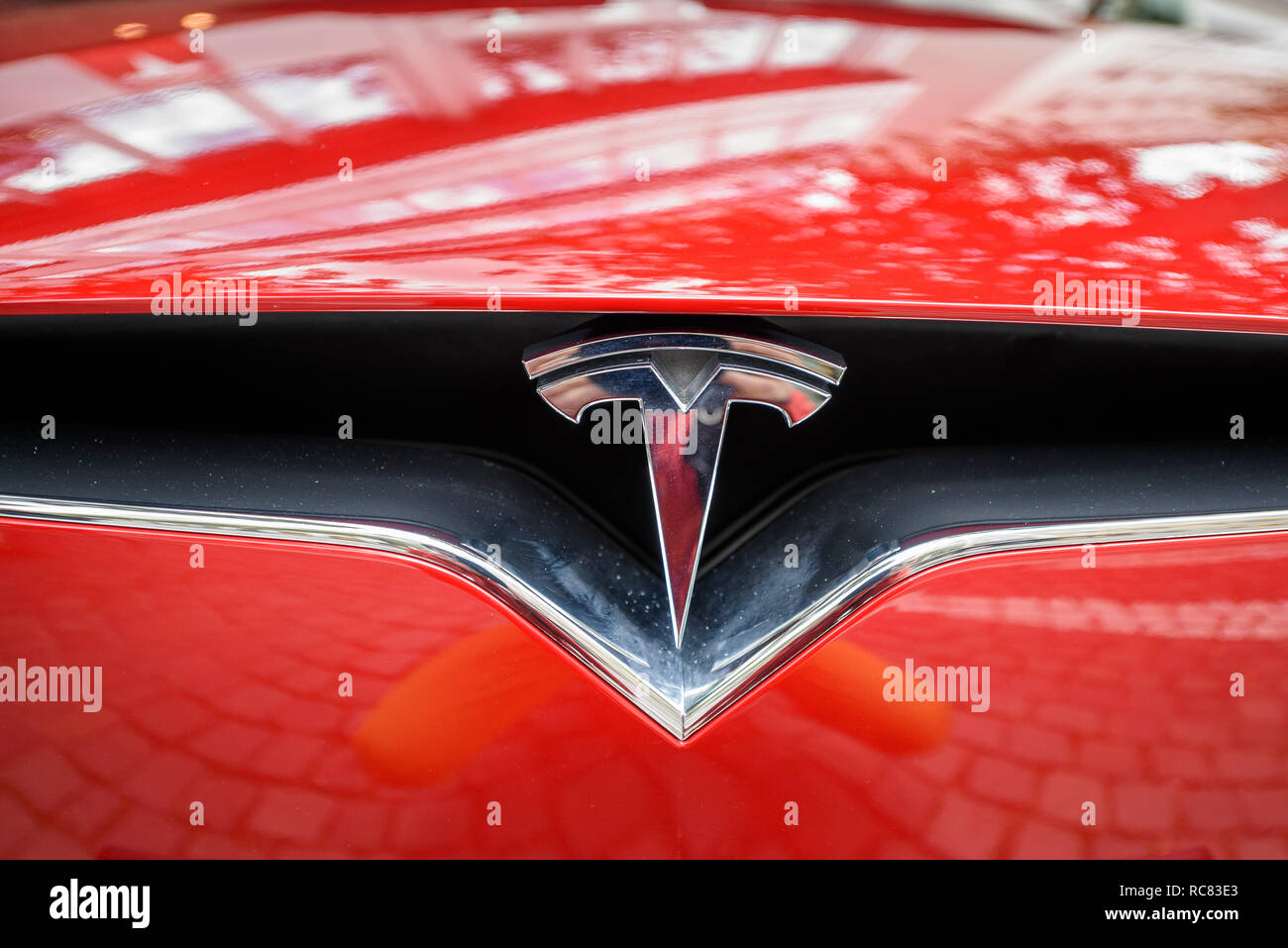 American battery technology logo hi-res stock photography and images ...