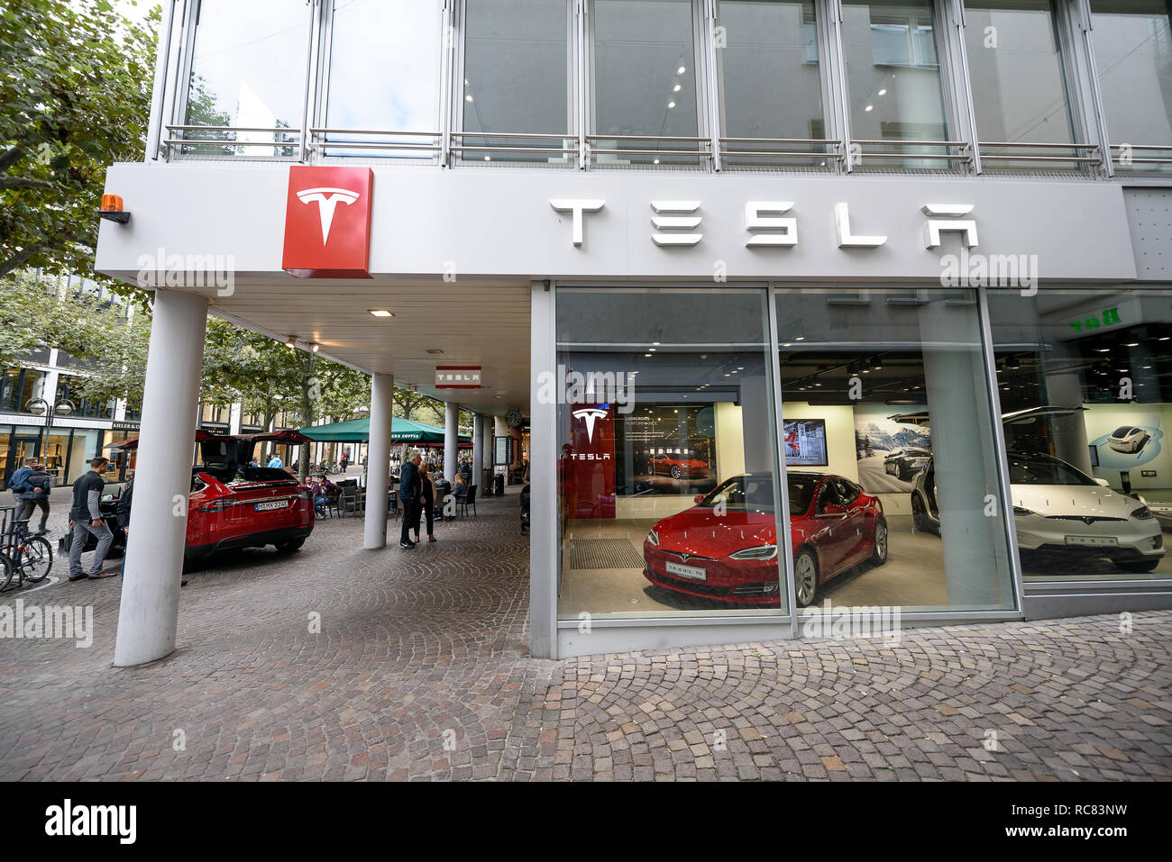 Car interior designs hi-res stock photography and images - Alamy