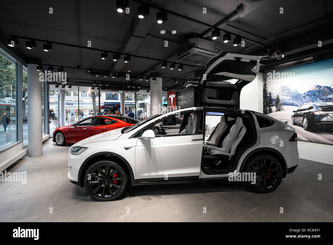 FRANKFURT, GERMANY - OCTOBER 08, 2016: Tesla machine shop in Frankfurt ...