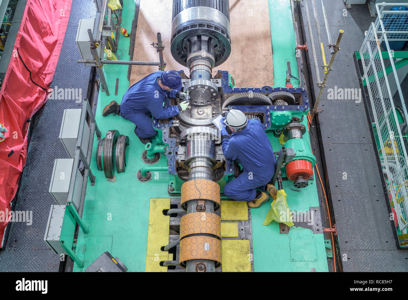 Power generator hi-res stock photography and images - Alamy
