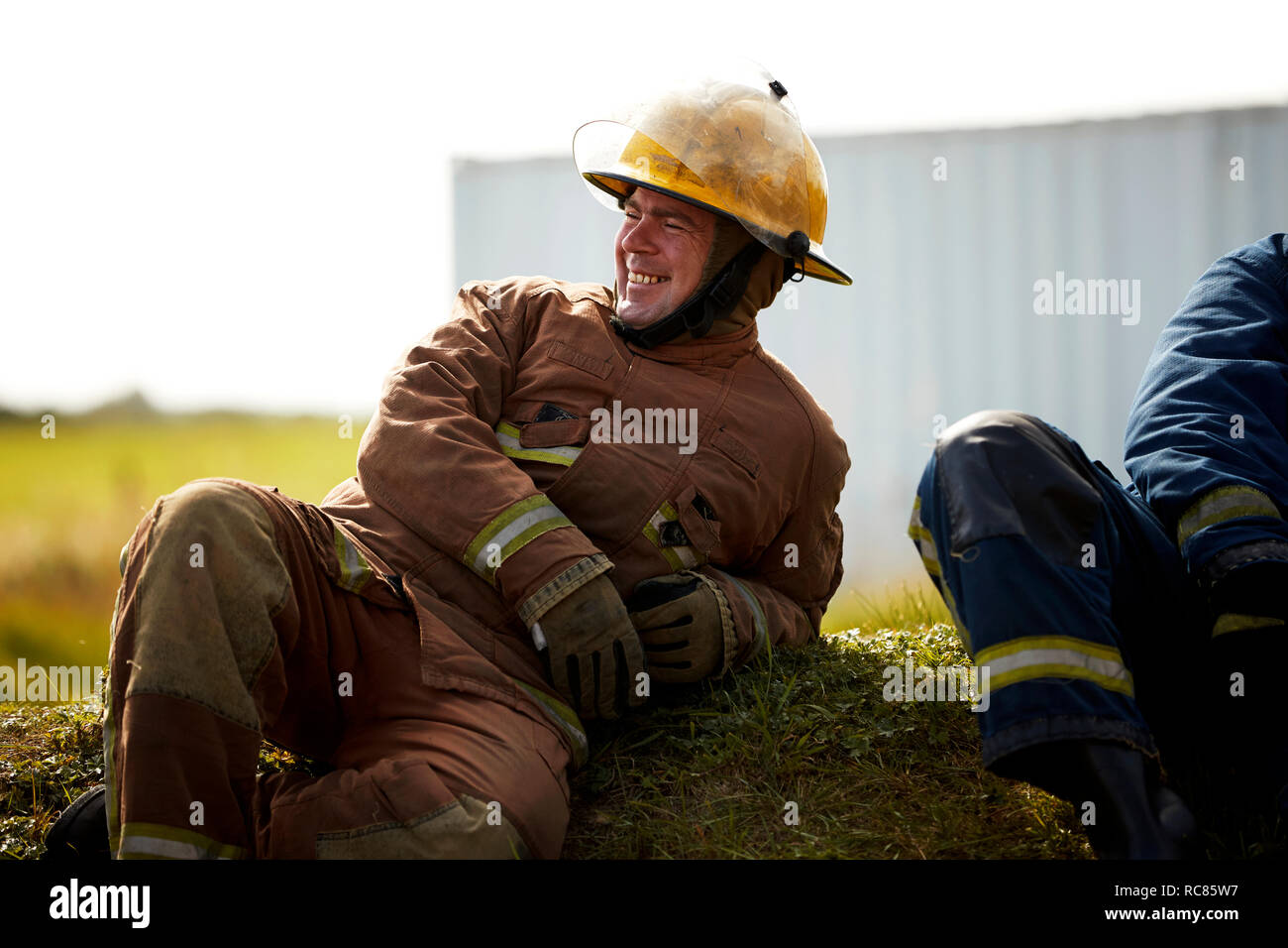 Taking a break hi-res stock photography and images - Alamy