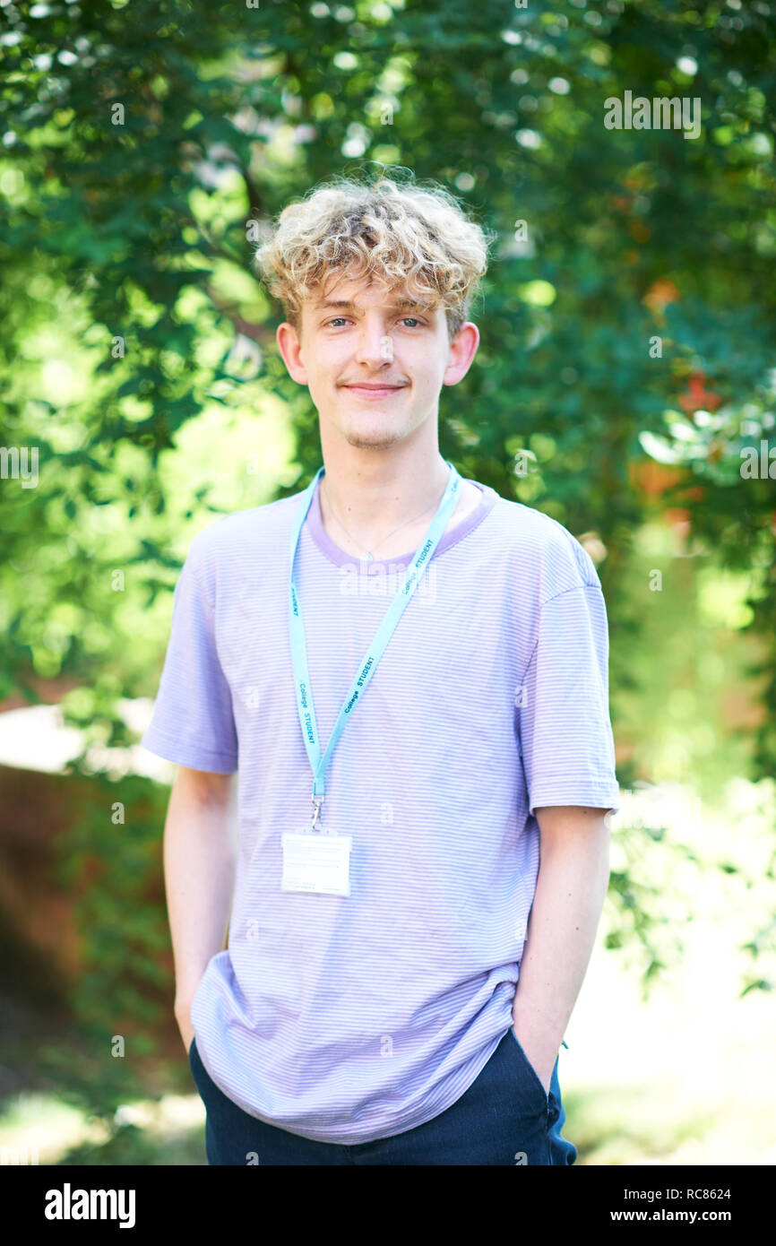 Higher college hi-res stock photography and images - Alamy