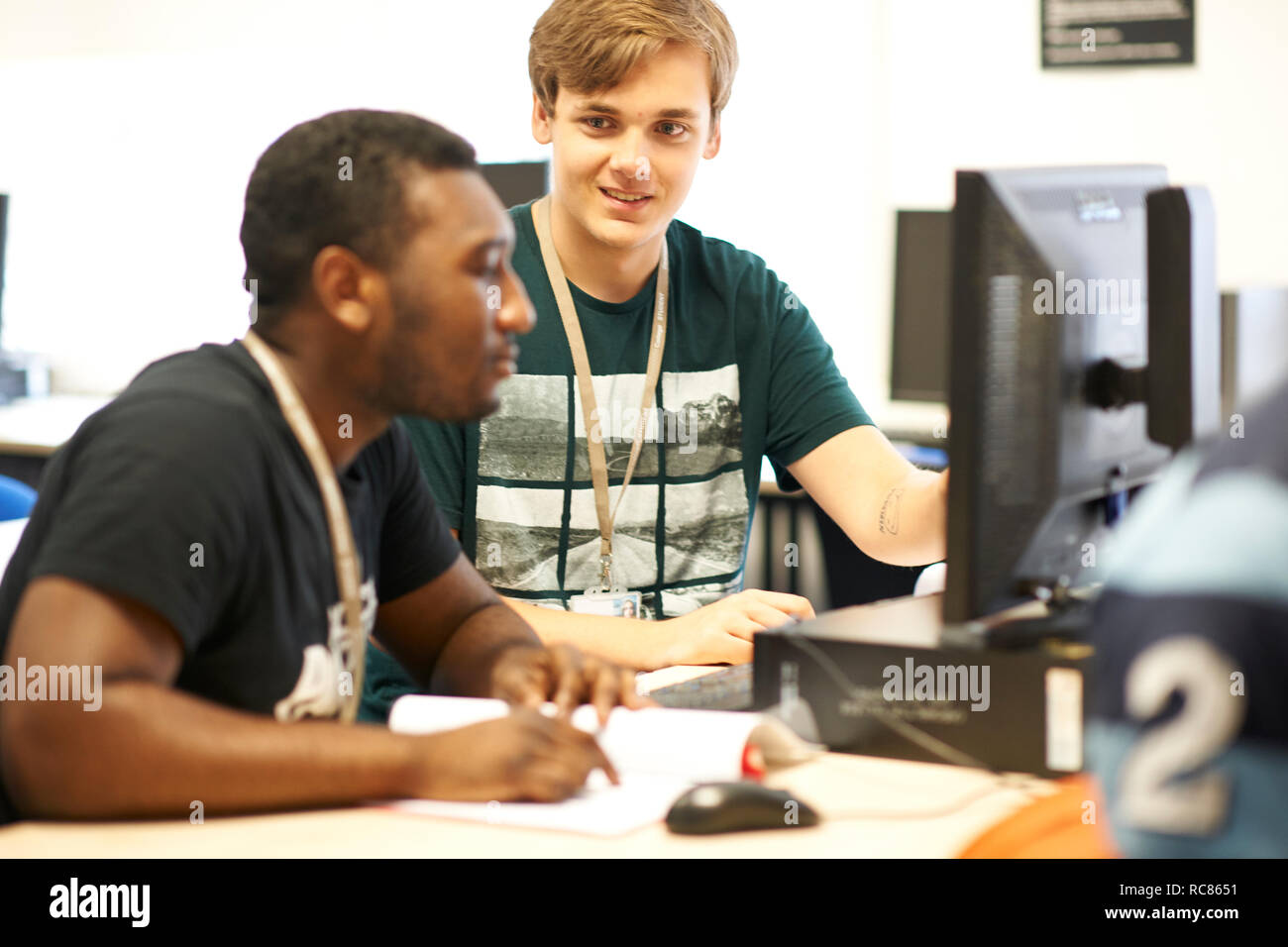 Students working project computer hi-res stock photography and images ...