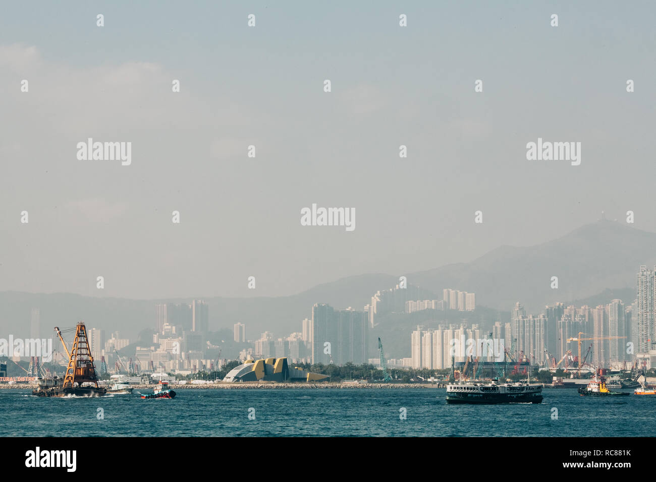 South bridge with cargo ships hi-res stock photography and images - Alamy