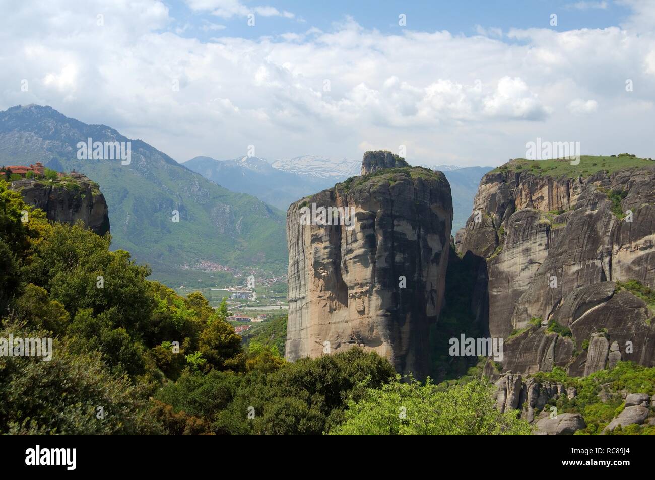 Meteora photos hi-res stock photography and images - Alamy