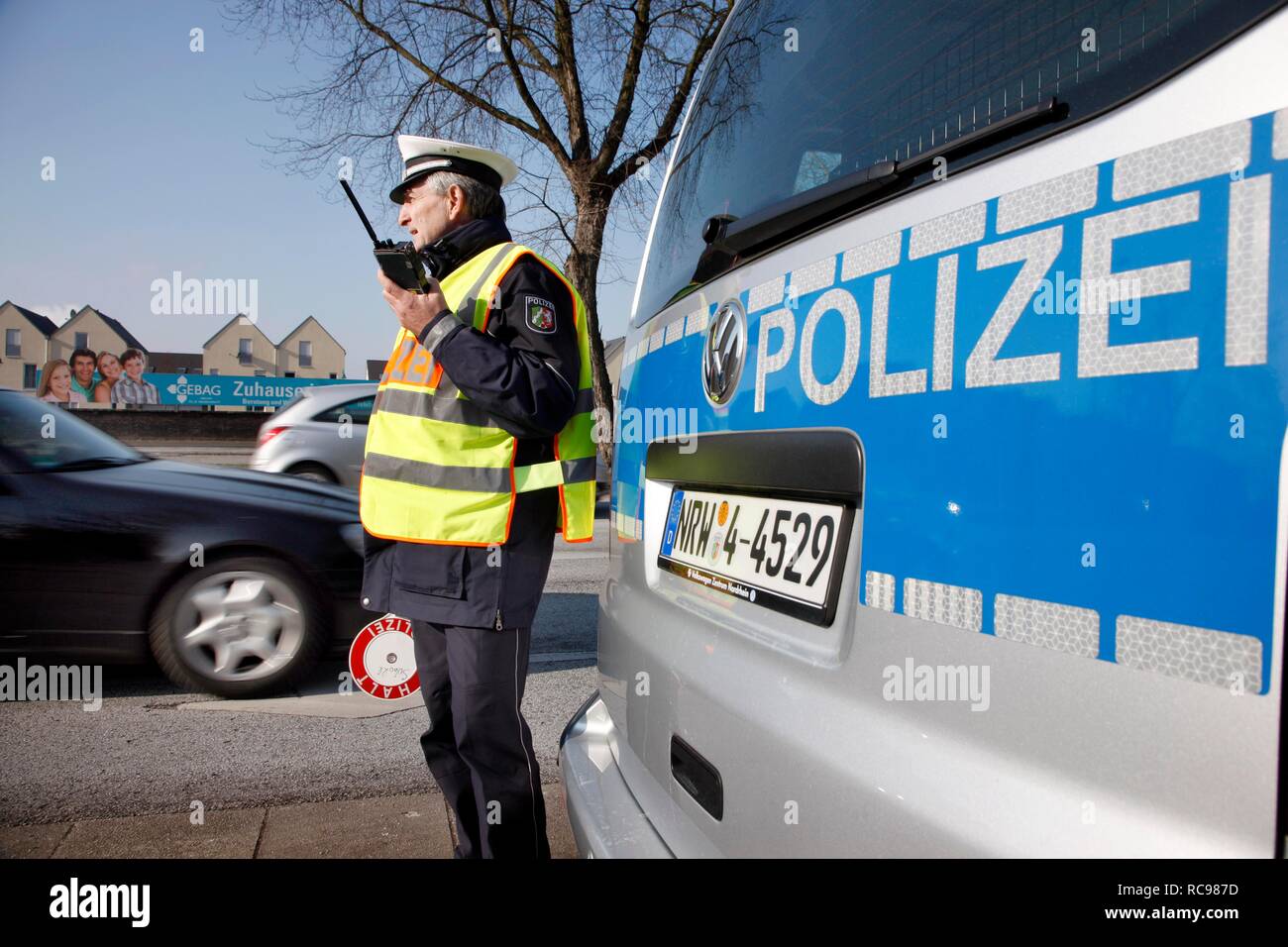Police speed check hi-res stock photography and images - Alamy