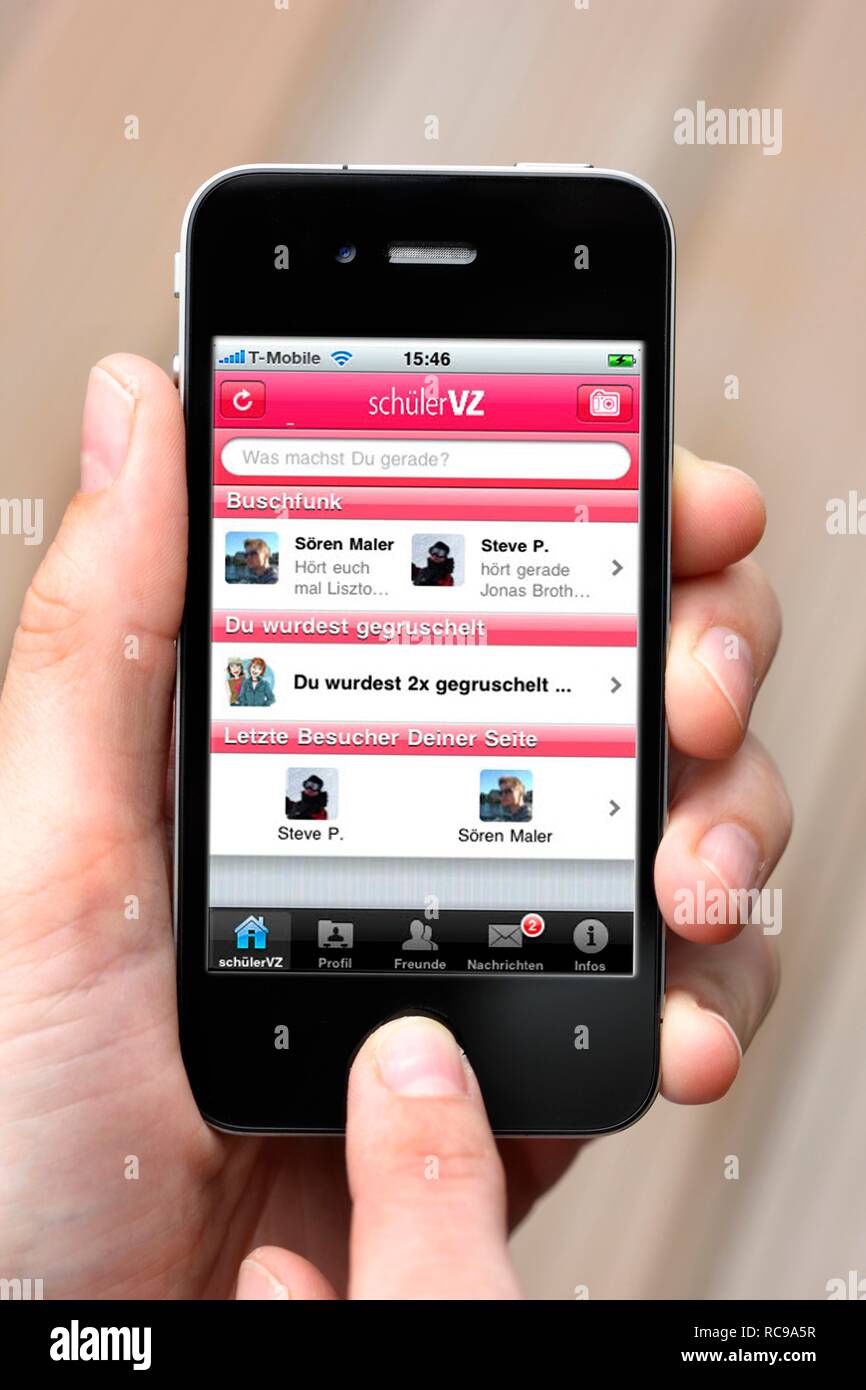 Iphone, smart phone, German app on the screen, social networking ...