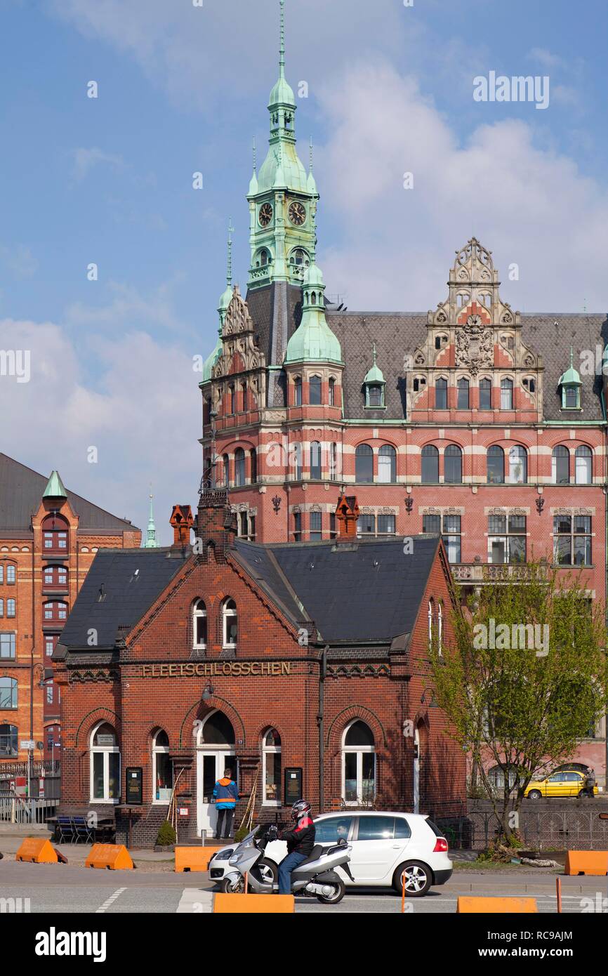 Fleetschloesschen restaurant, Speicherstadt historic warehouse district ...