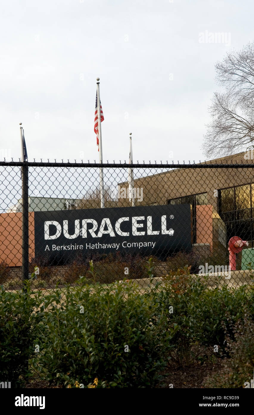 Battery company hi-res stock photography and images - Alamy