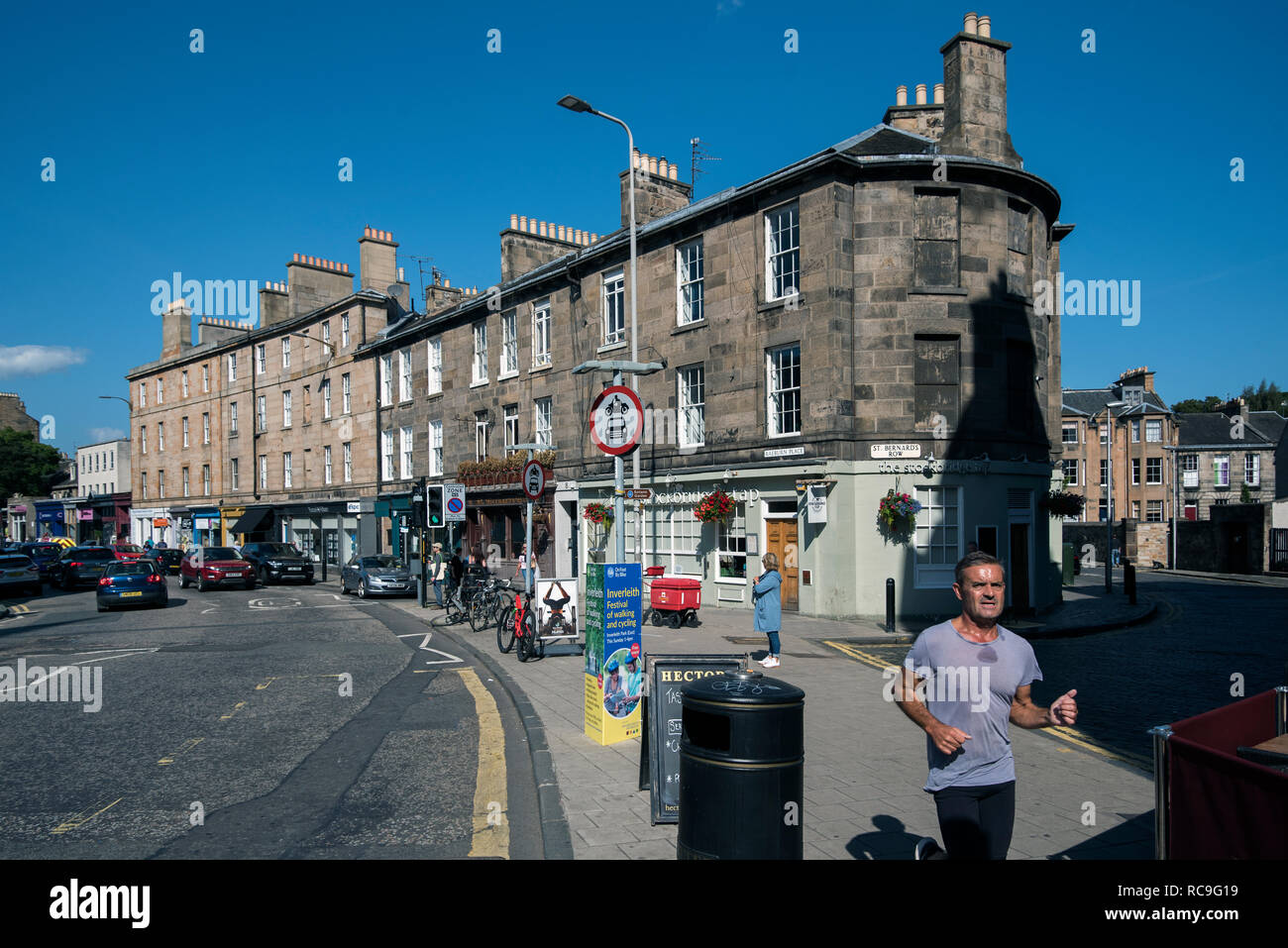 Edinburgh stockbridge raeburn hi-res stock photography and images - Alamy