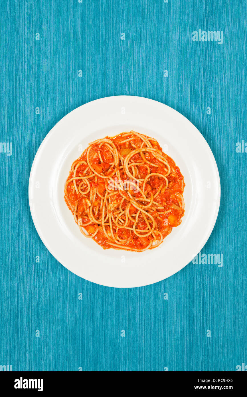 Dish and spaghetti hi-res stock photography and images - Alamy