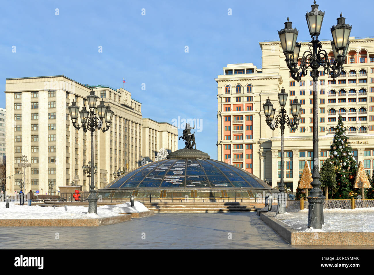 George square gardens hi-res stock photography and images - Alamy