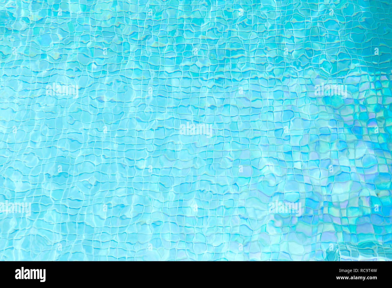 turquoise water in tiled swimming pool Stock Photo - Alamy