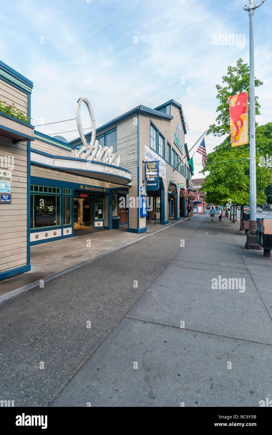 Ivar's acres of clams hi-res stock photography and images - Alamy