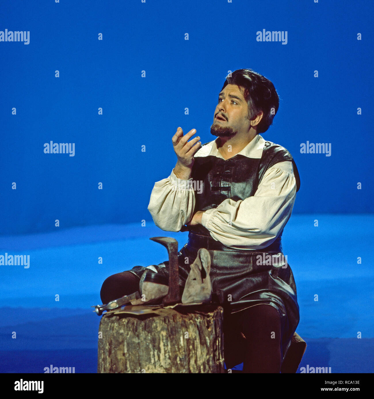 Crass 1977 hi-res stock photography and images - Alamy