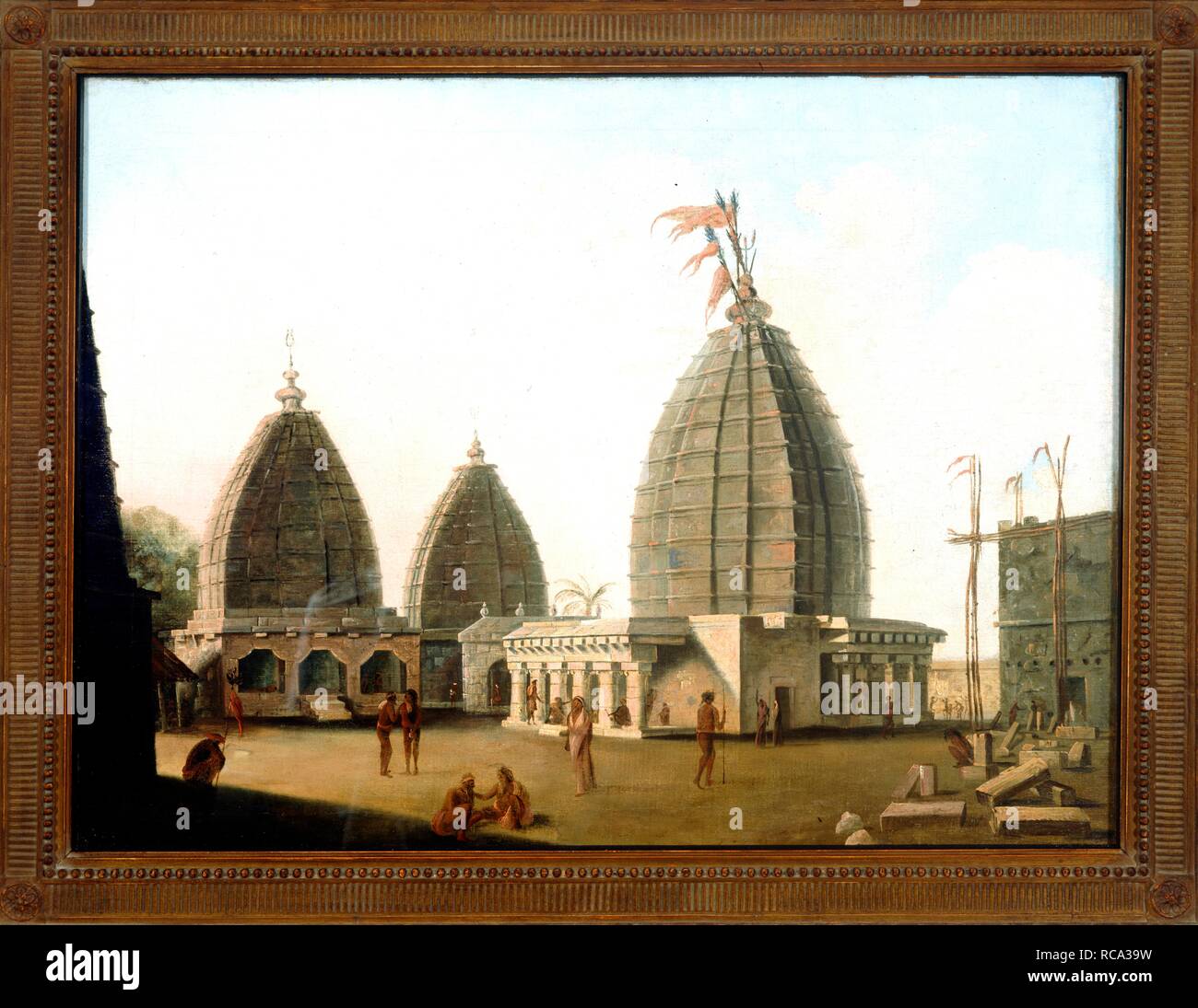 Pyramid shape temples hi-res stock photography and images - Alamy