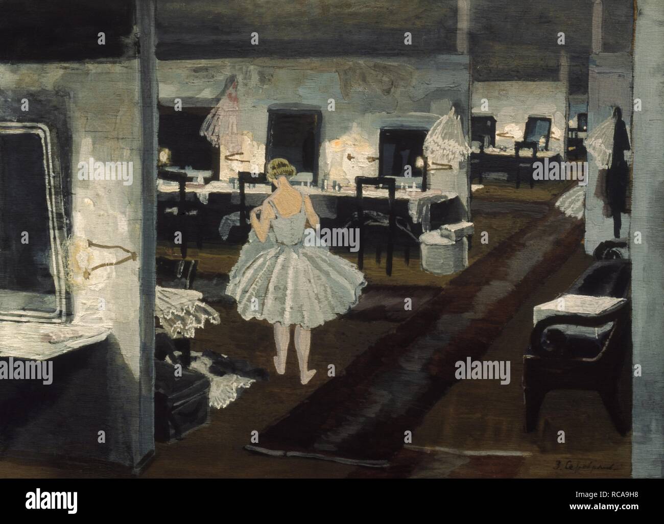 Ballet dancers in changing room hi-res stock photography and images - Alamy