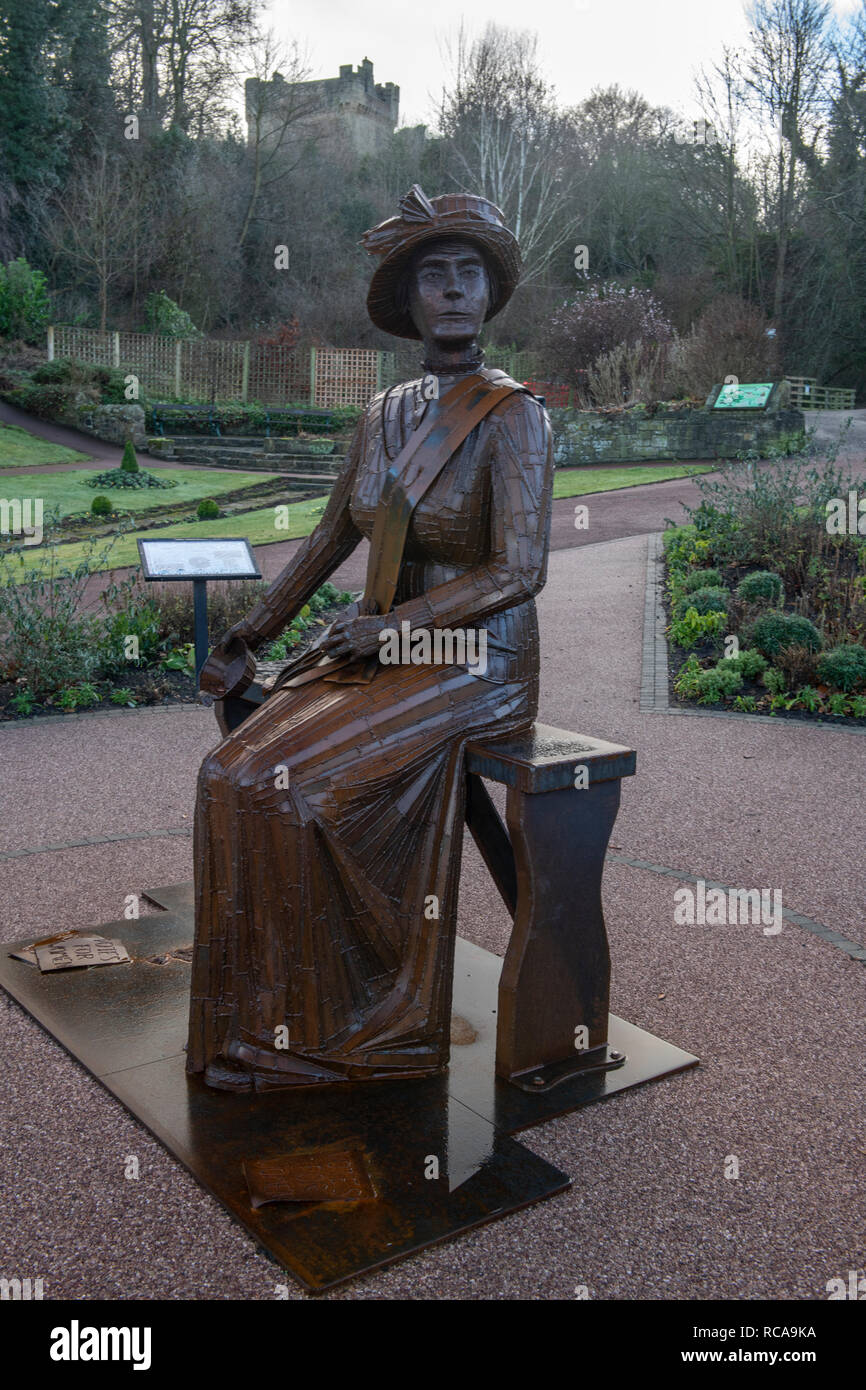 Statue of Emily Davison Stock Photo - Alamy