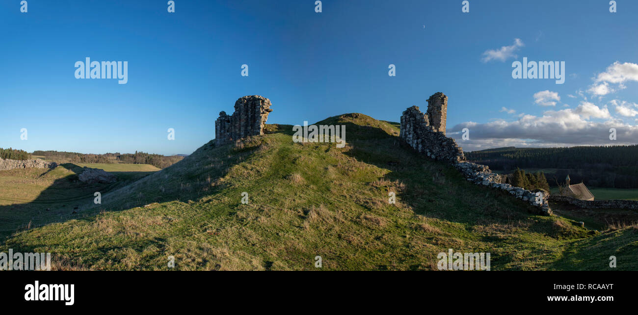 Harbottle castle hi-res stock photography and images - Alamy
