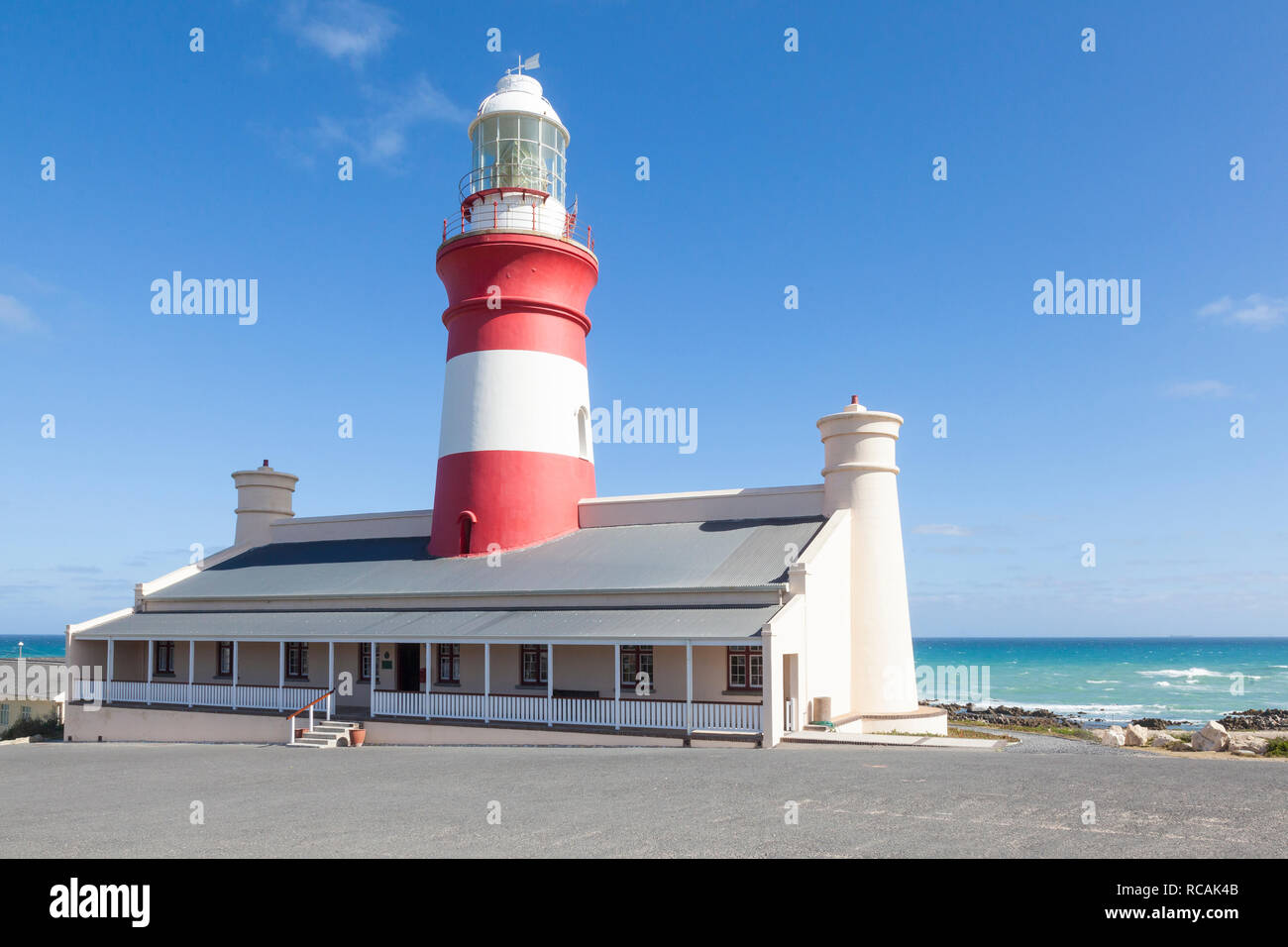 Cape Agulhas Lighthouse, Southernmost tip of Africa, l'Agulhas, Western ...