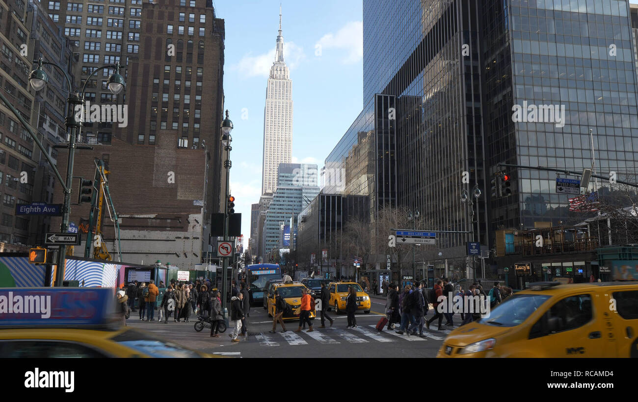 Street corner in Manhattan with a view over Empire State Building - NEW ...