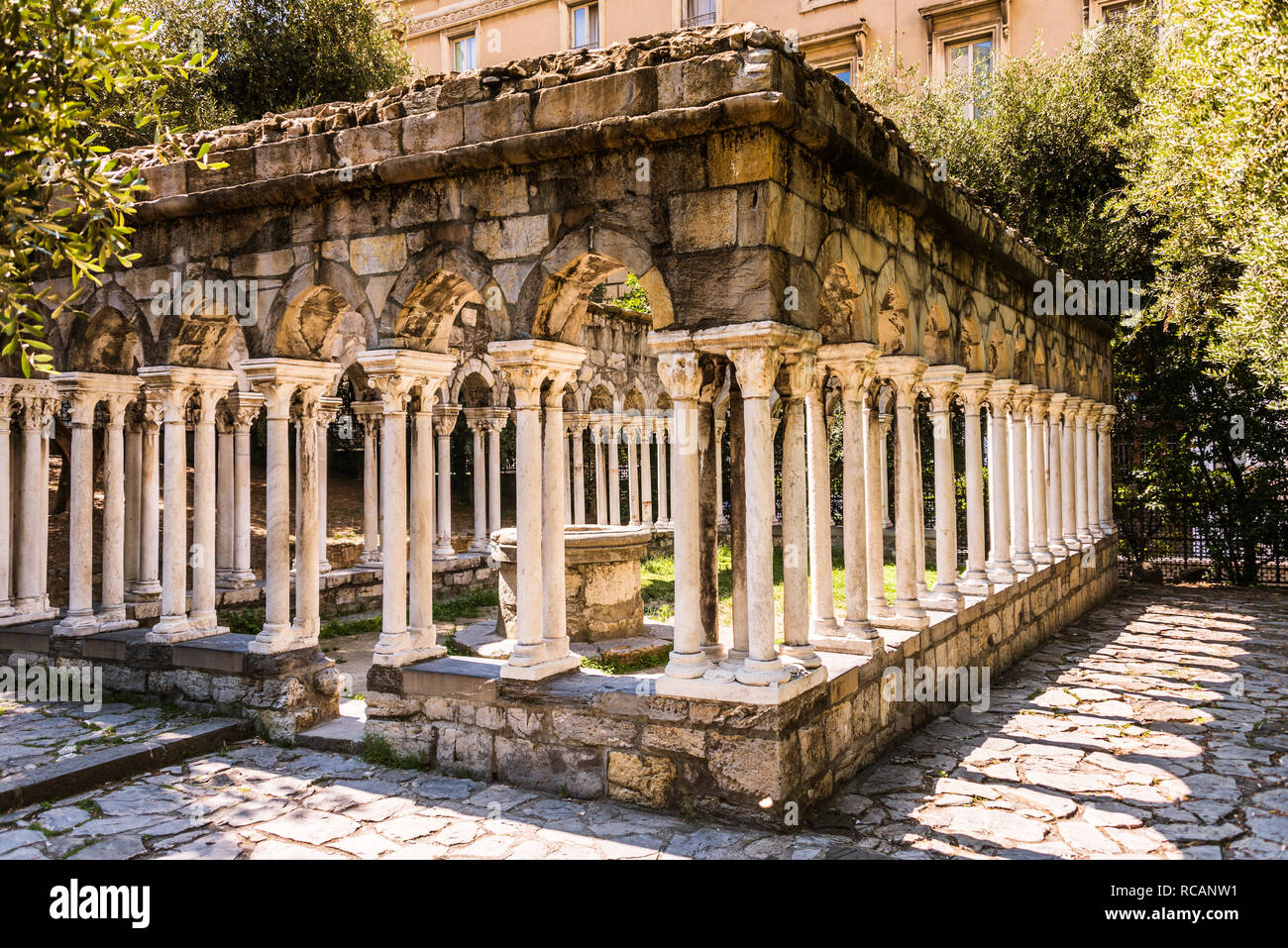 Christopher Columbus House, green plants around. Genoa - Casa di ...