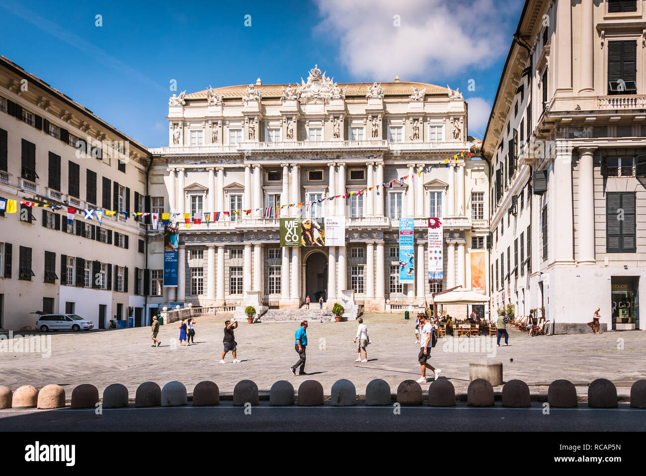 Gallery San Lorenzo al Ducale Genova, Piazza Giacomo Matteotti Genoa ...