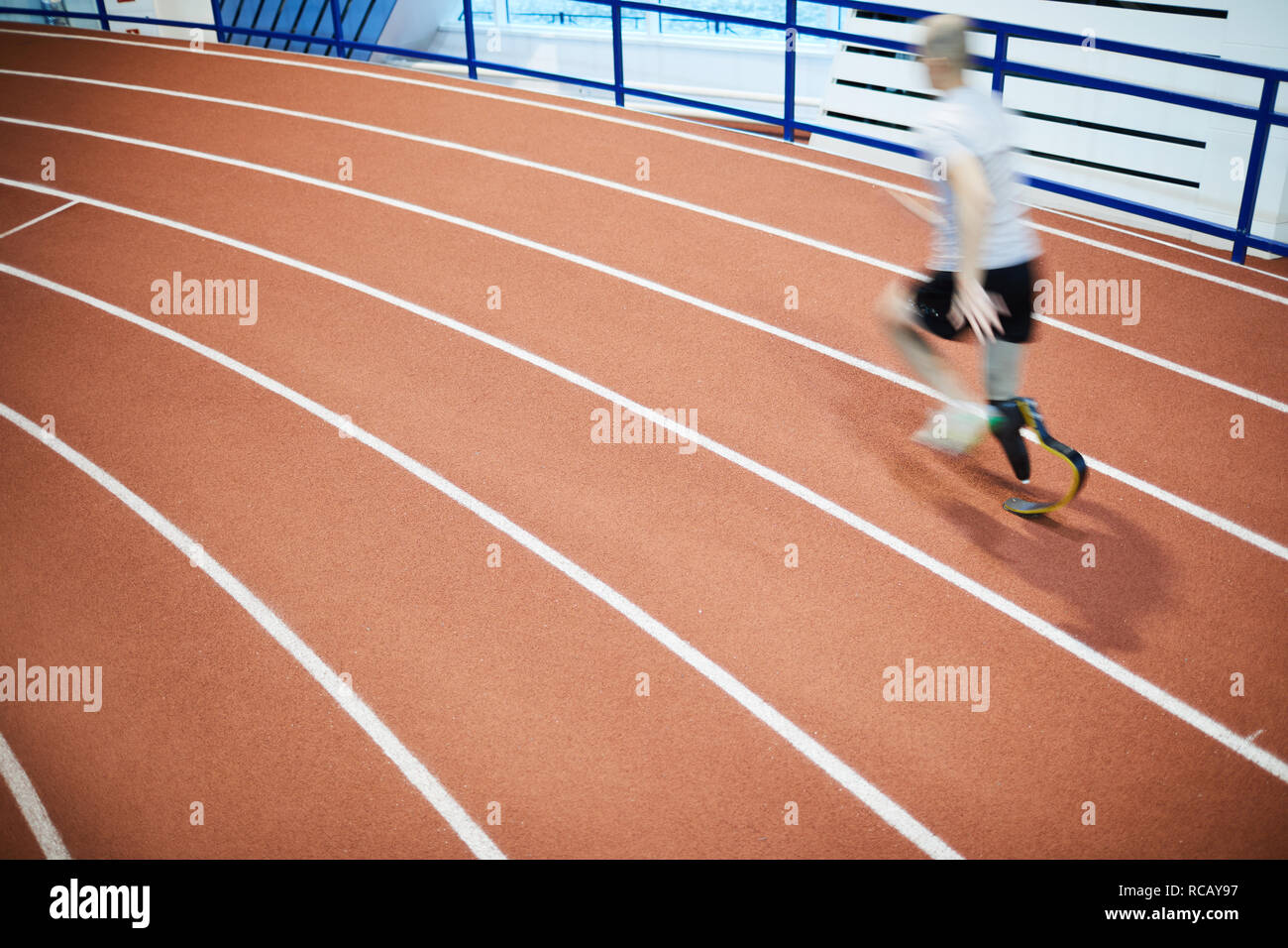 Fast runner blurry hi-res stock photography and images - Alamy