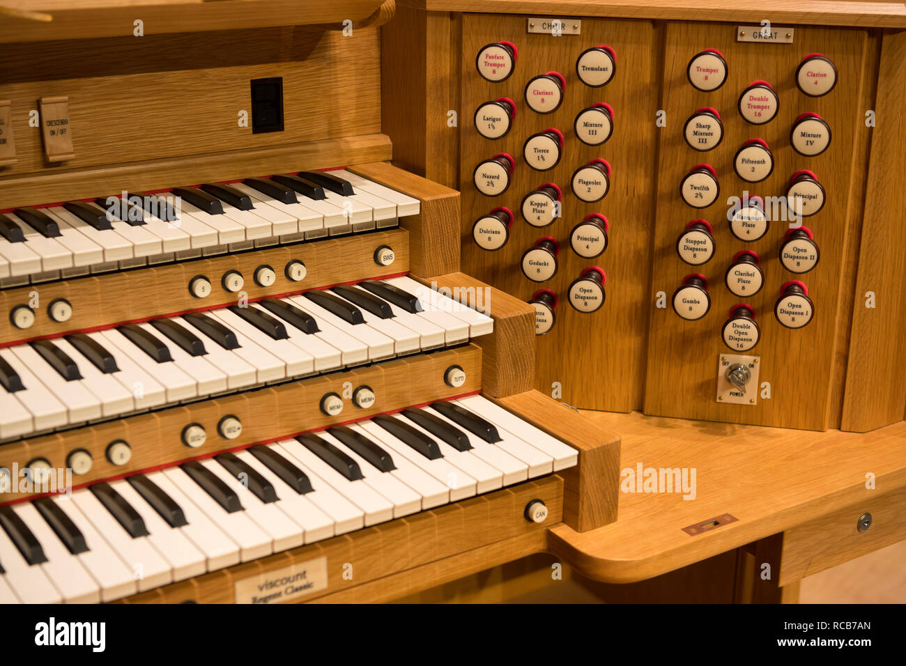 A close-up of a modern elerctric organ Stock Photo - Alamy