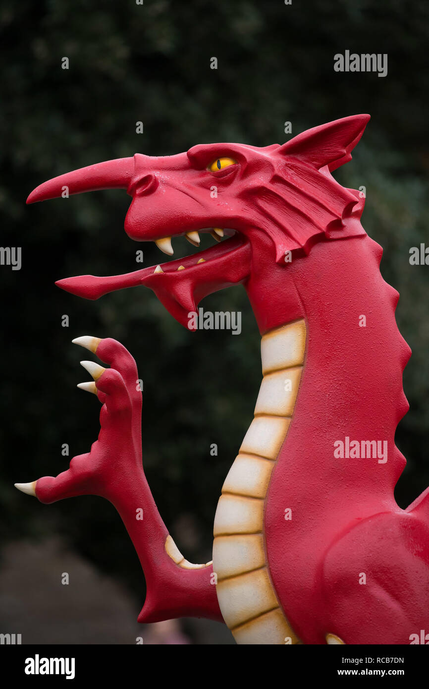Cardiff dragon hi-res stock photography and images - Alamy