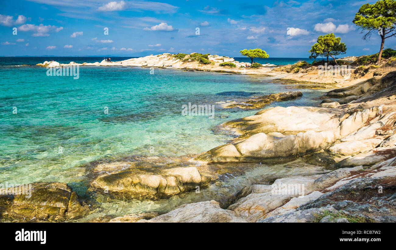 Epic panoramic aerial views of picturesque coastal areas and beaches ...