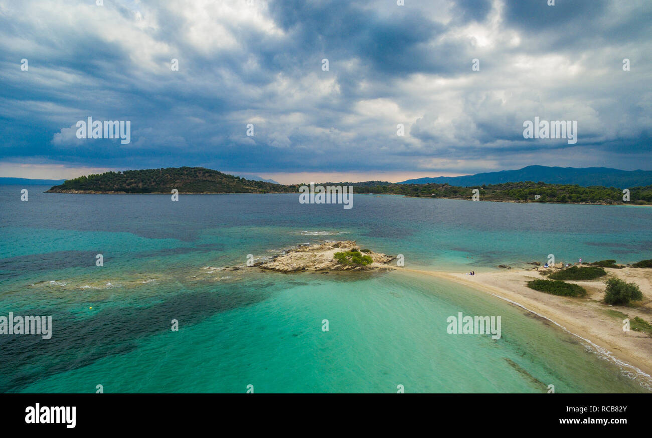 Epic panoramic aerial views of picturesque coastal areas and beaches ...