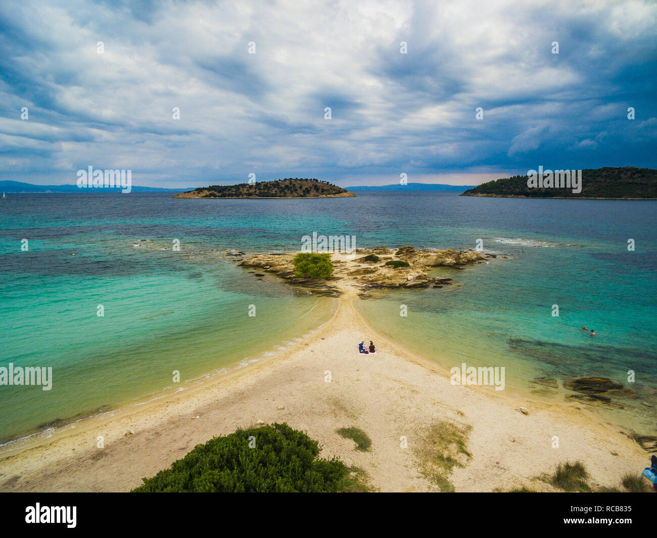 Epic panoramic aerial views of picturesque coastal areas and beaches ...