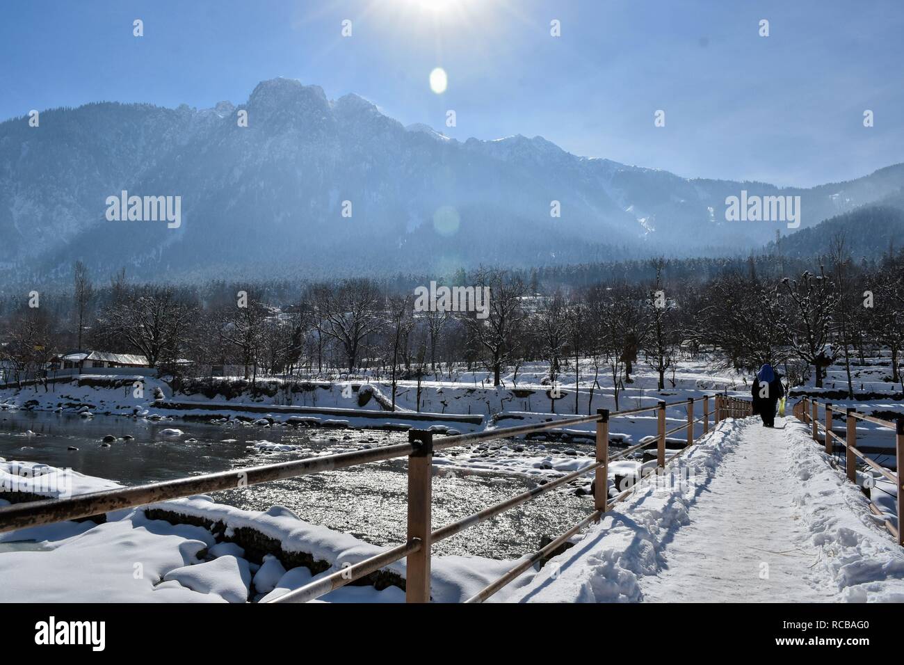 4 degrees climate hi-res stock photography and images - Alamy